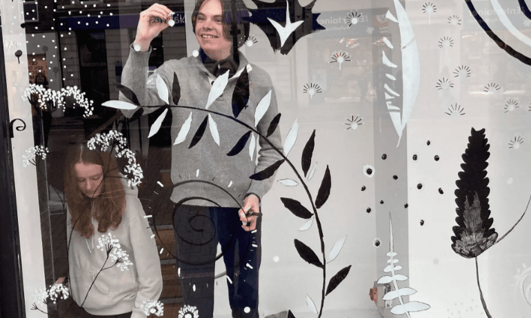 SUPPORTING WELLBEING THROUGH CREATIVITY CPD ONLINE RESOURCE - IW ...